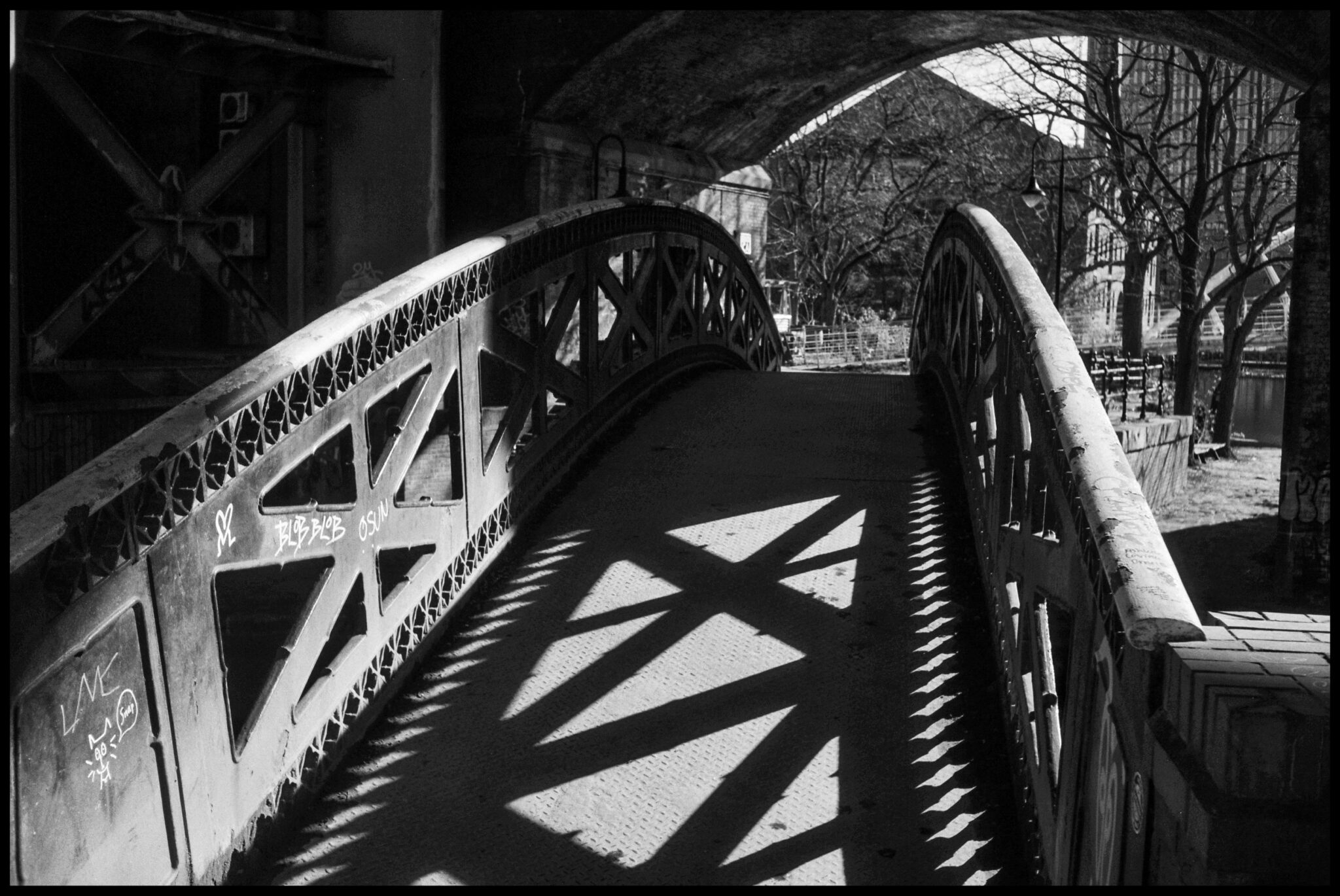 Leidolf Lordomat - Capturing Light and Shade - 35mmc