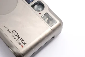 Contax T2 Review - it's chunky, it's very expensive, but it's good! - 35mmc