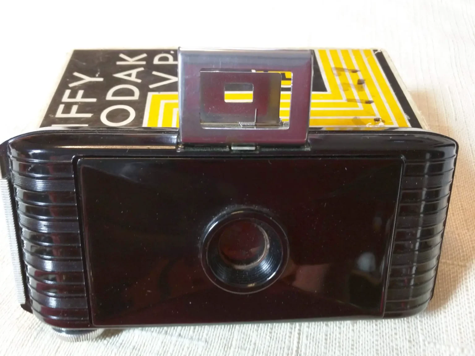 Kodak Jiffy VP Art Deco Camera - My Pre-1940's Camera Project - By Kate ...