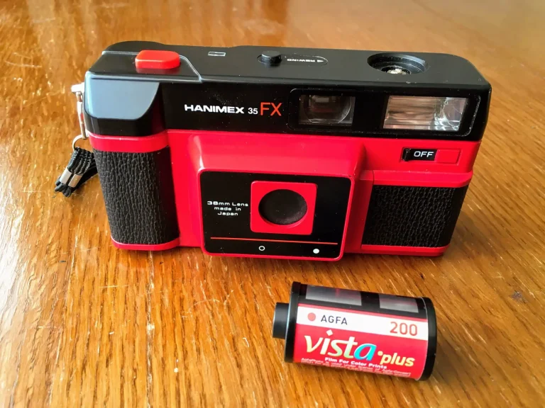 5 Frames With a Hanimex 35FX - By Richard Williams - 35mmc