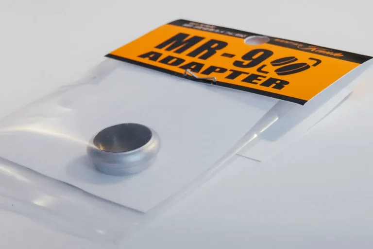 The MR-9 Battery Adapter - 35mmc