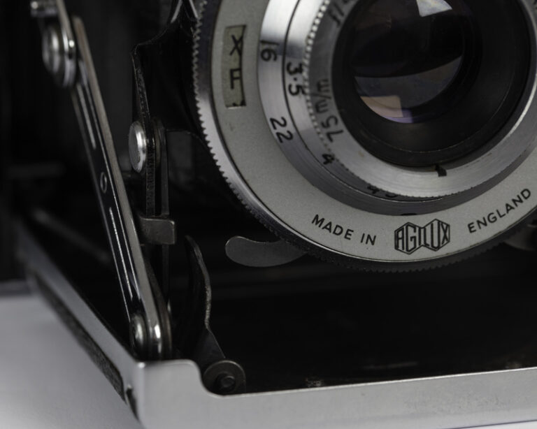 Agilux Agifold - Buying British - 35mmc