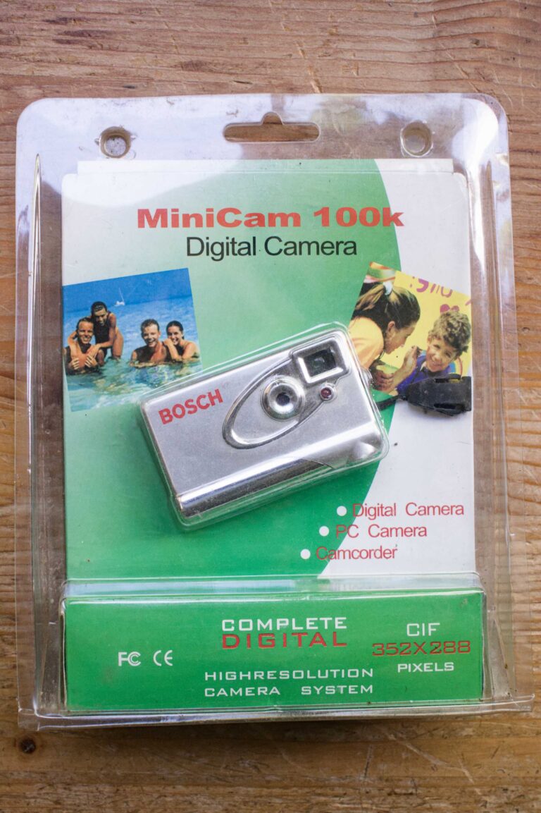 5 Frames with the MiniCam 100k - My Jankuary project - 35mmc