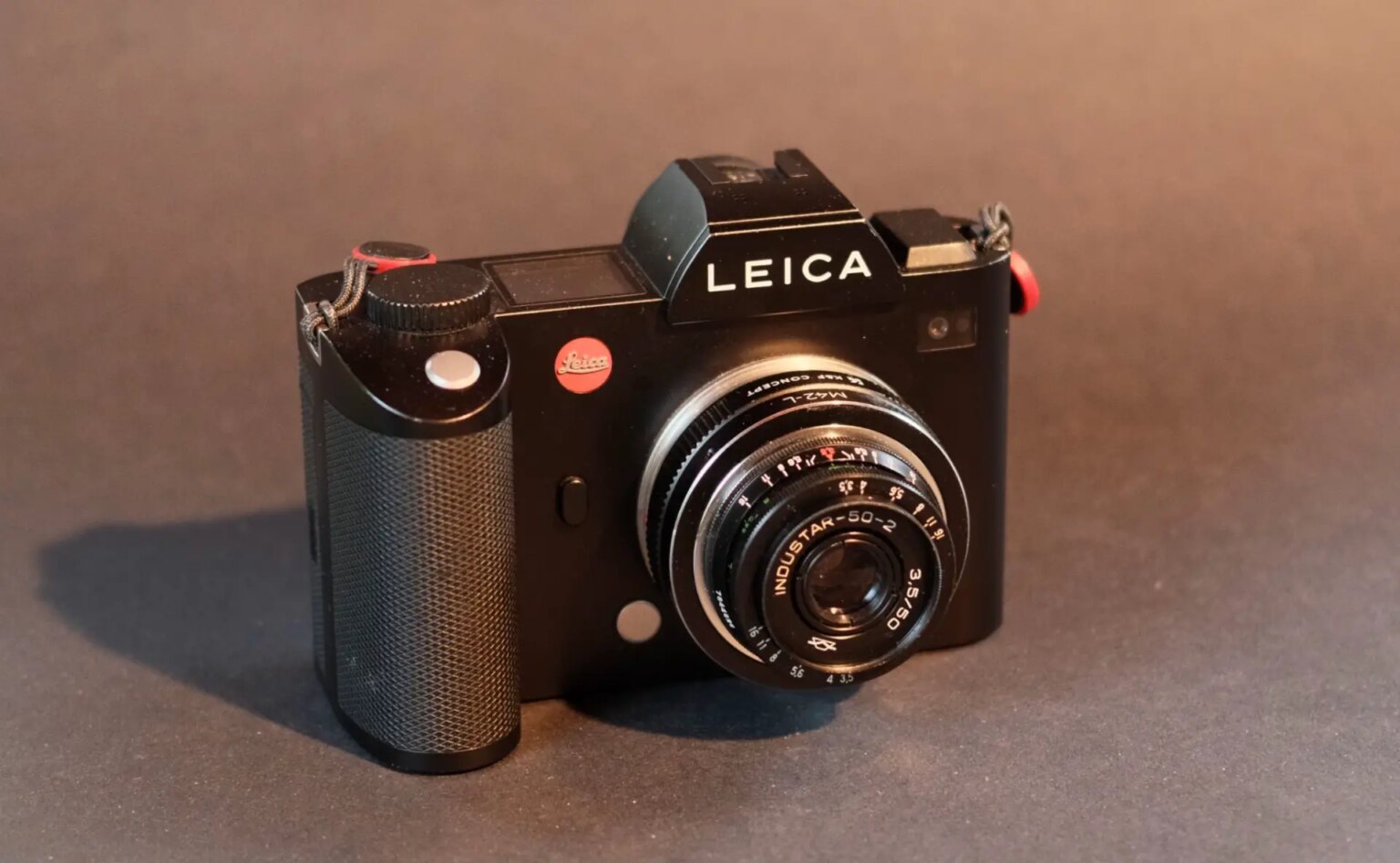 5 Frames with Five Fifties and a Leica SL (Typ 601) - 35mmc