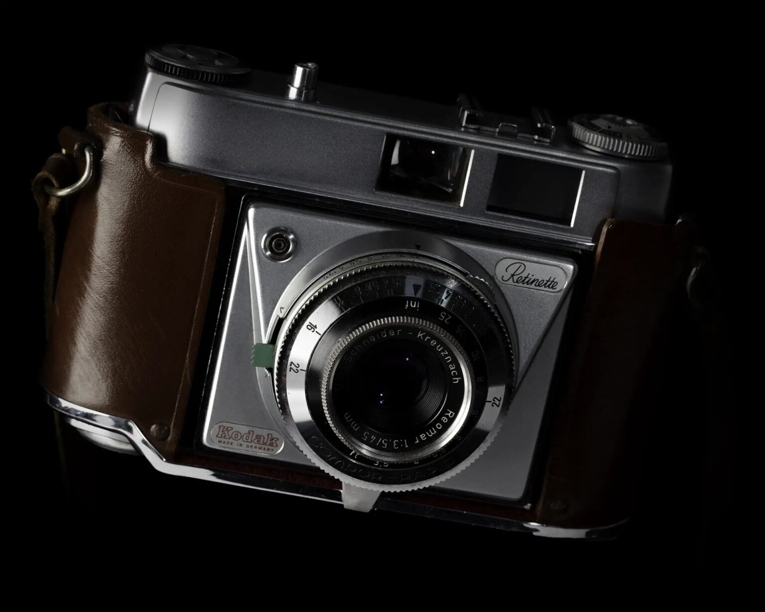 5 frames with a Kodak Retinette type 030 Found in a Junk Shop - 35mmc