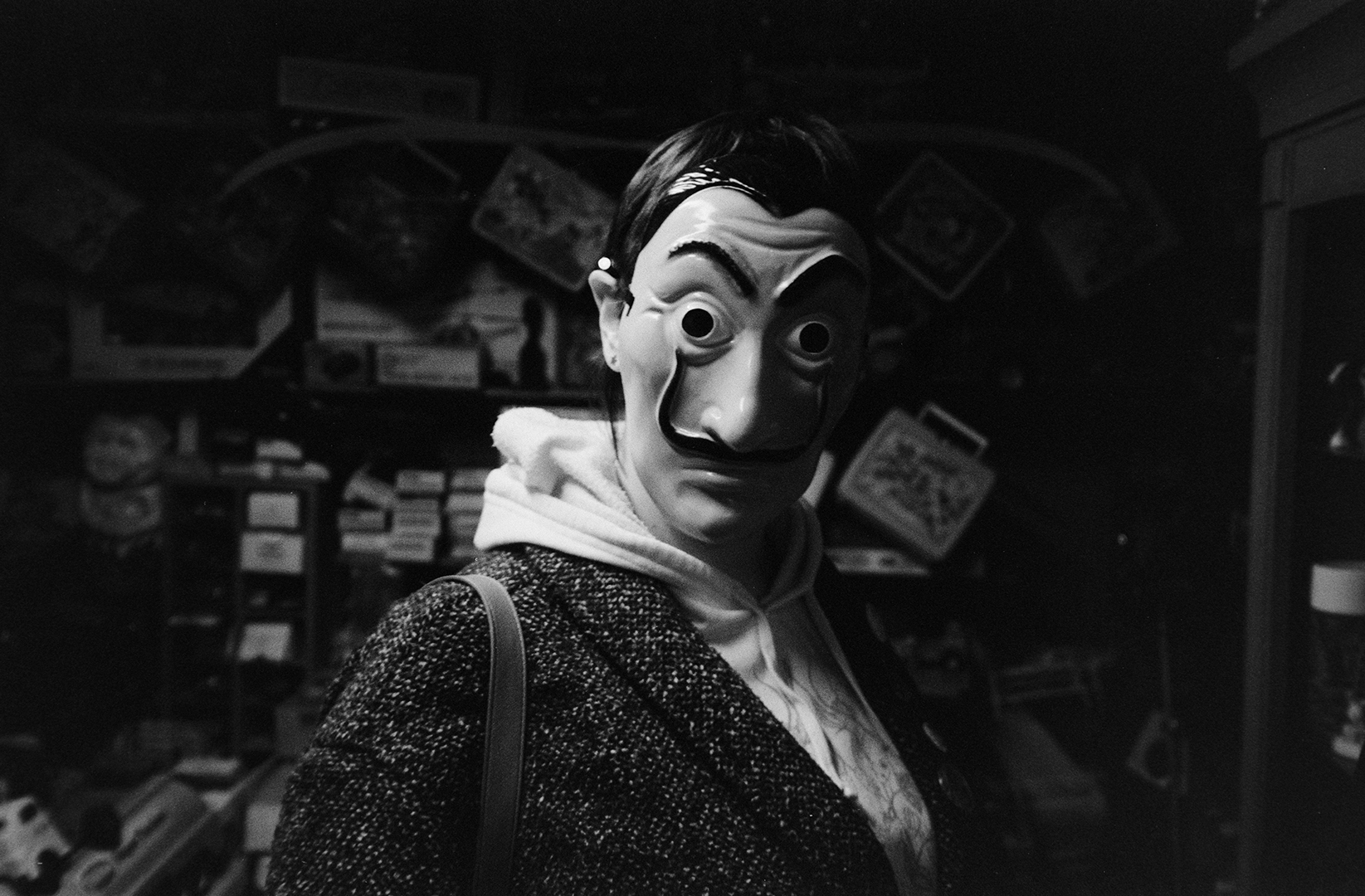 Minox CD70 - A Mini-Review on Kentmere 400 - 35mmc