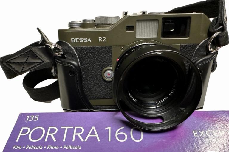 5 frames with a Voigtländer Bessa R2, a Nokton 35/1,4 and a roll of an ...