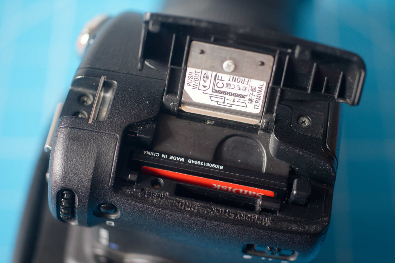 Sony R1 - the Original from 2005 revisited - Sony and APS-C pt1