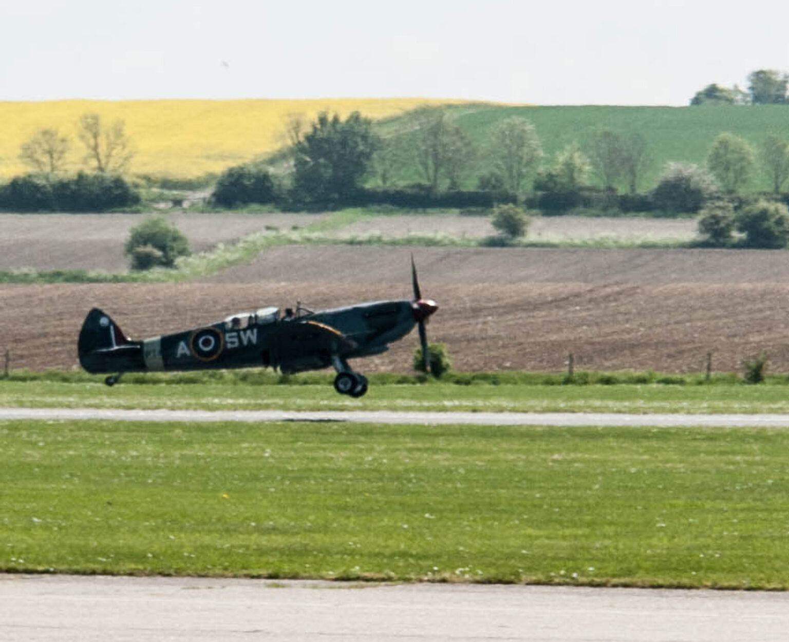 Sony R1 - the Original from 2005 revisited - Sony and APS-C pt1