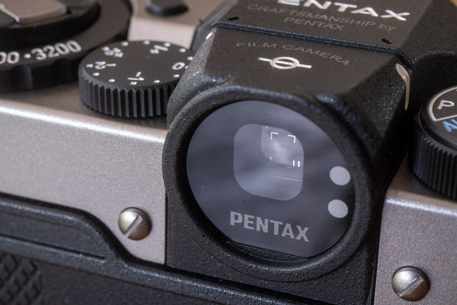 Pentax 17 Comprehensive Review - The New Half-Frame Point & Shoot