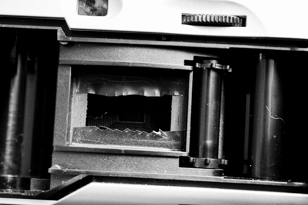 5 Frames With A Le Clic Fun Shooter Panoramic Conversion - 35mmc