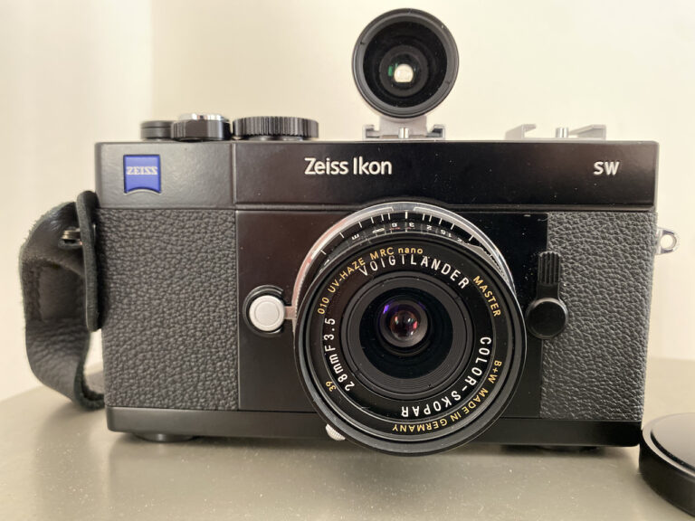 Zeiss Ikon SW - First Impressions of this "blind" camera - 35mmc