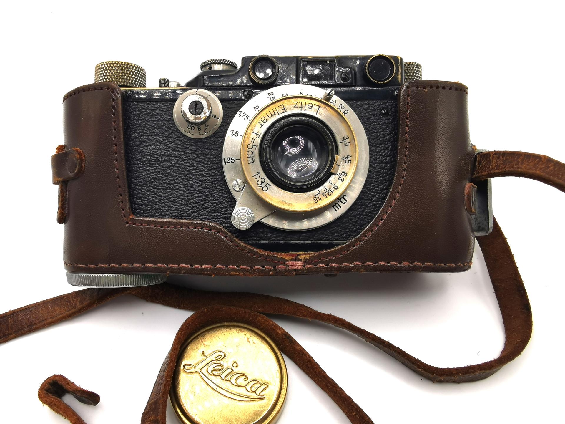 Leica III from 1933 - Perfectly Imperfect - 35mmc
