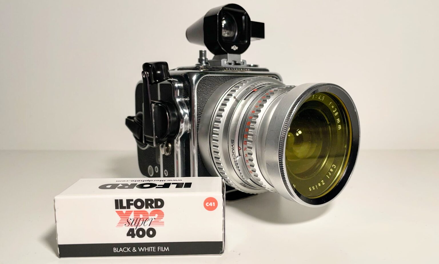 5 frames with a Hasselblad SWC and Ilford XP2 super - 35mmc