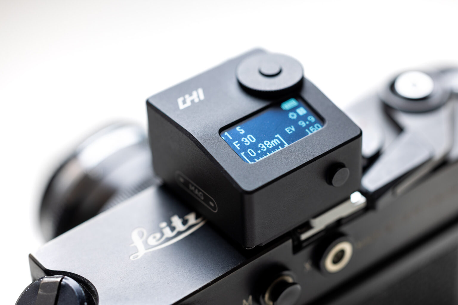 L.D. Meter from CHI Review - A shoe mount light meter with a useful ...