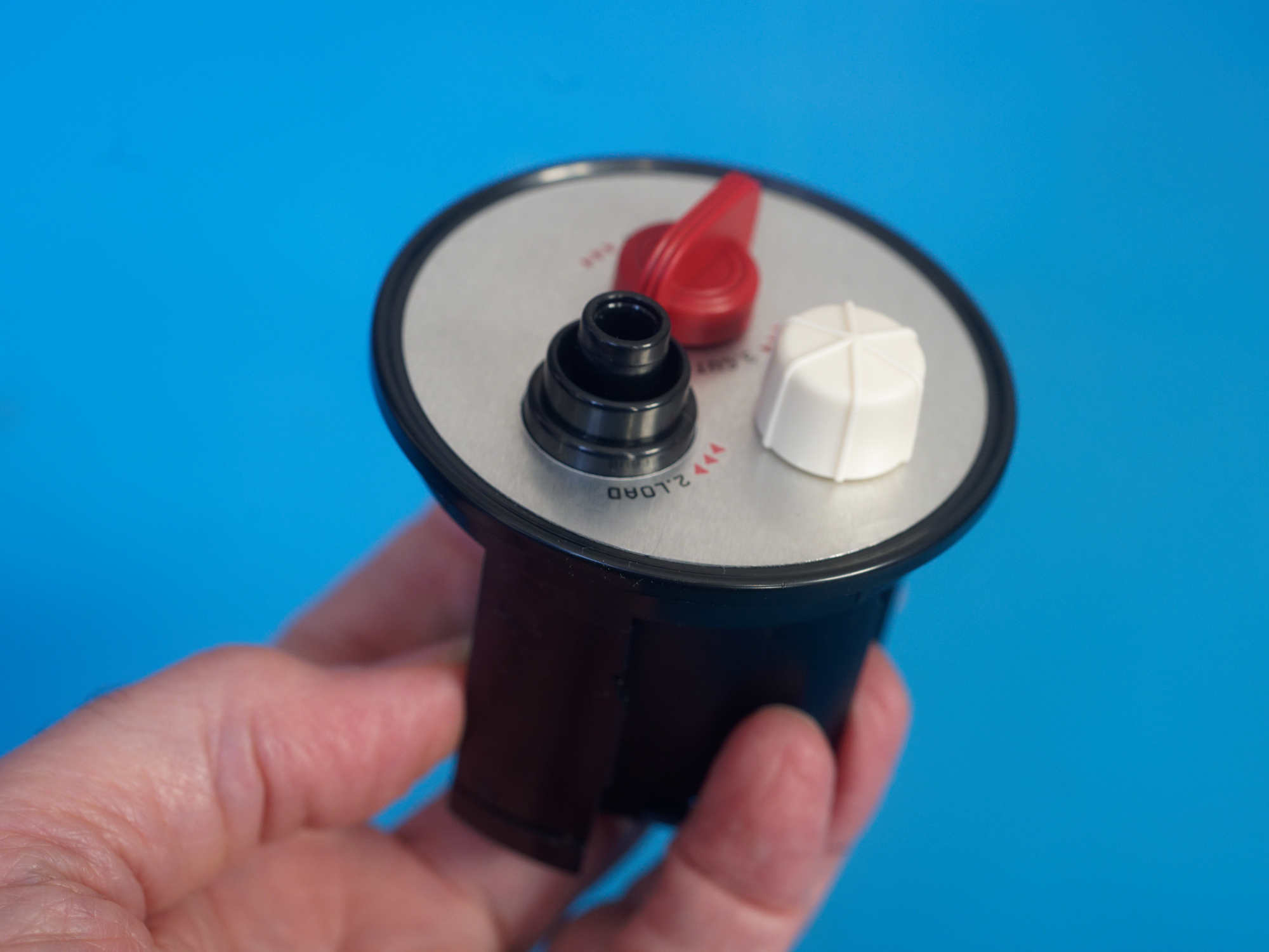 Lomo Daylight developing tank - A review - 35mmc