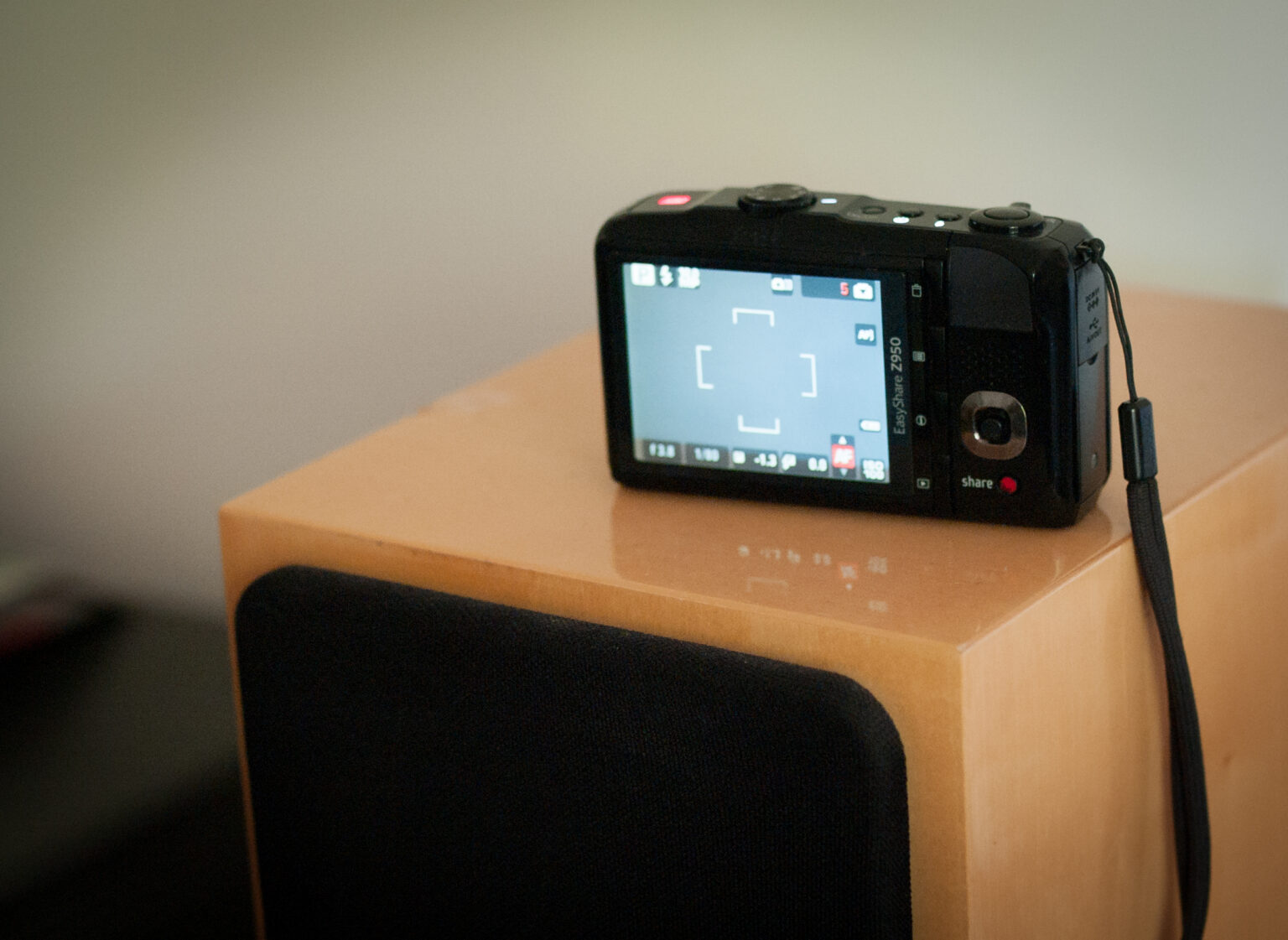 Kodak Easyshare Z950 - A classic “Kodak Color Science” Digi Cam - 35mmc