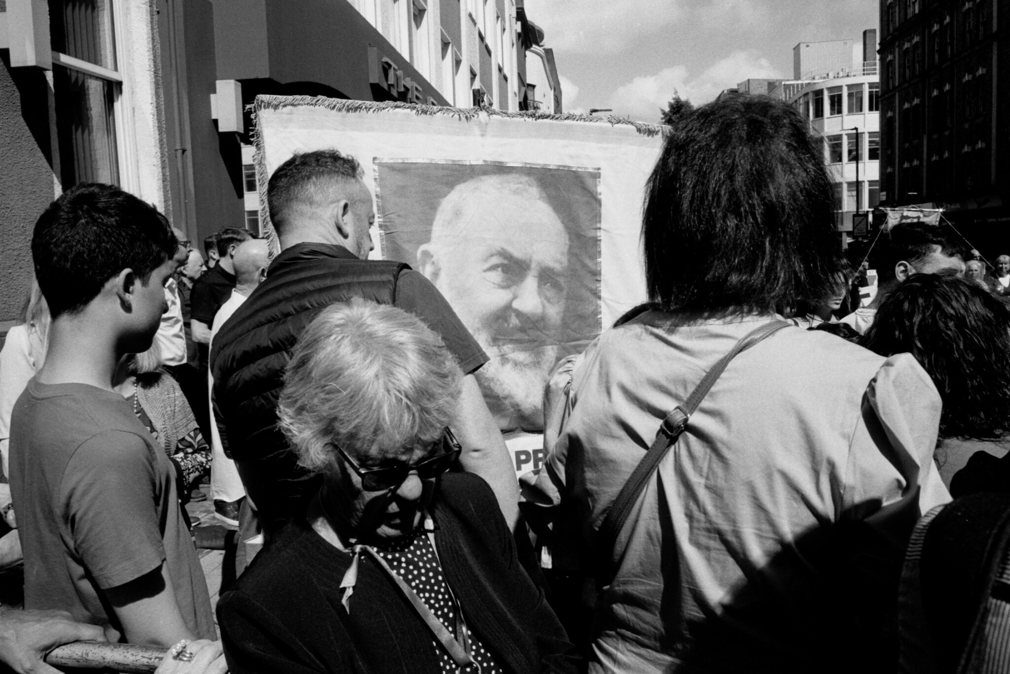 Battle of the Budgets Continued... Fomapan 200 & Kentmere 200 (35mm ...