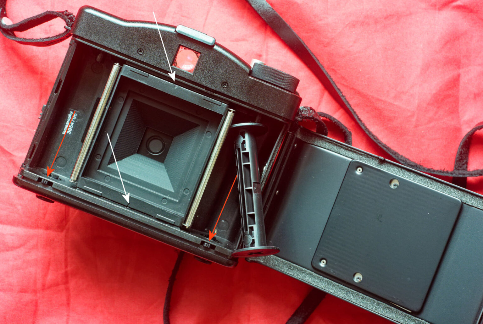 LC-A 120 Review - A Lomo on steroids - 35mmc