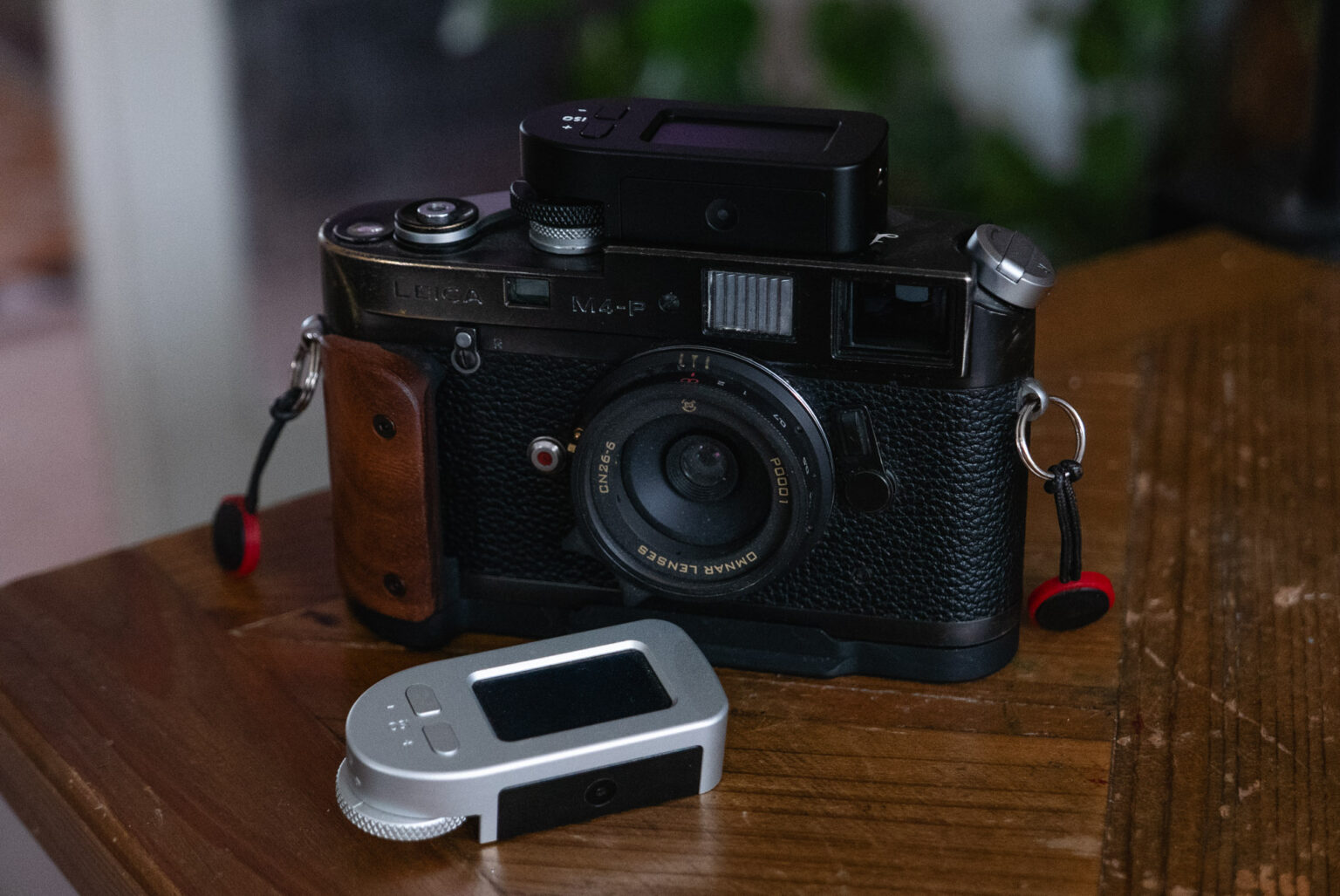 Keks M-Meter - A Leica-Dedicated Shoe Mount Meter - 35mmc
