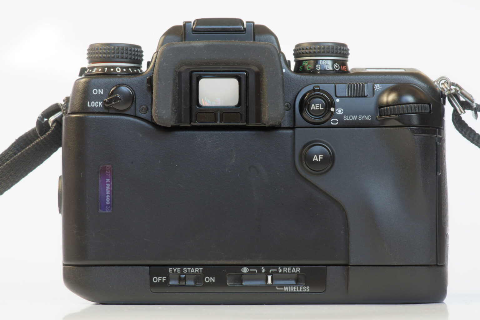 Minolta Dynax 9 (Maxxum 9/Alpha 9) - Three Steps to Heaven - 35mmc