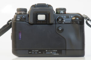 Minolta Dynax 9 (Maxxum 9/Alpha 9) - Three Steps to Heaven - 35mmc